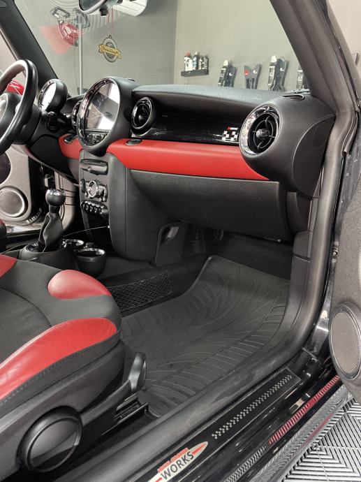 MINI Cooper JCW Akrapovic Harman Kardon, 2011 god.