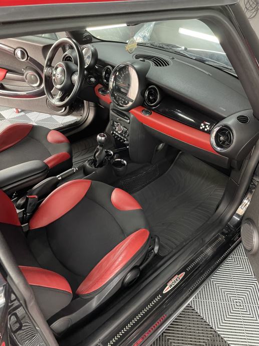 MINI Cooper JCW Akrapovic Harman Kardon, 2011 god.