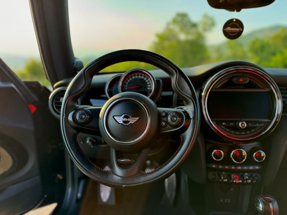 MINI Cooper JCW, 2017 god.