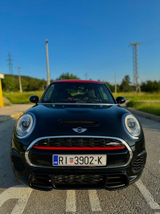 MINI Cooper JCW, 2017 god.