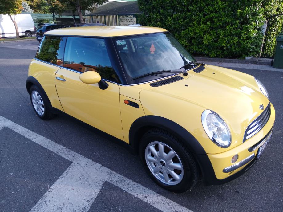 MINI Cooper Mini One, 2003 god.