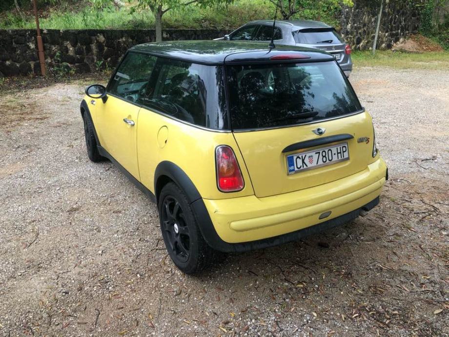 MINI Cooper Mini One, 2002 god.