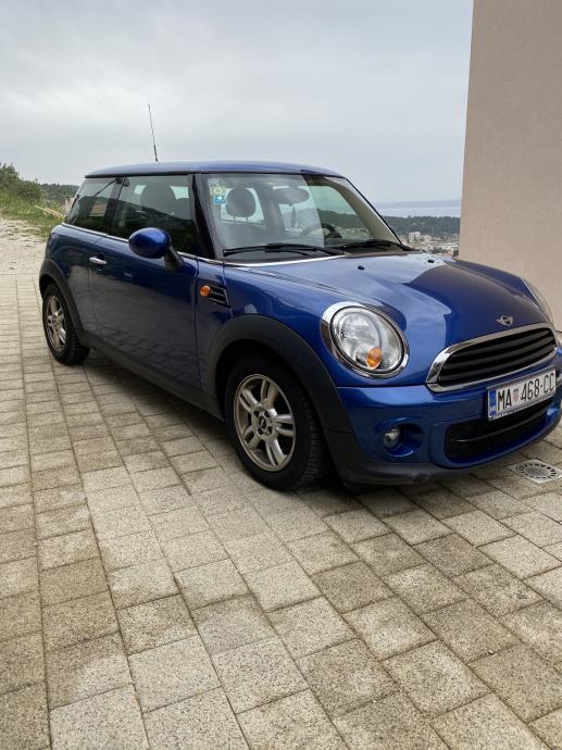MINI Cooper Mini One, 2012 god.