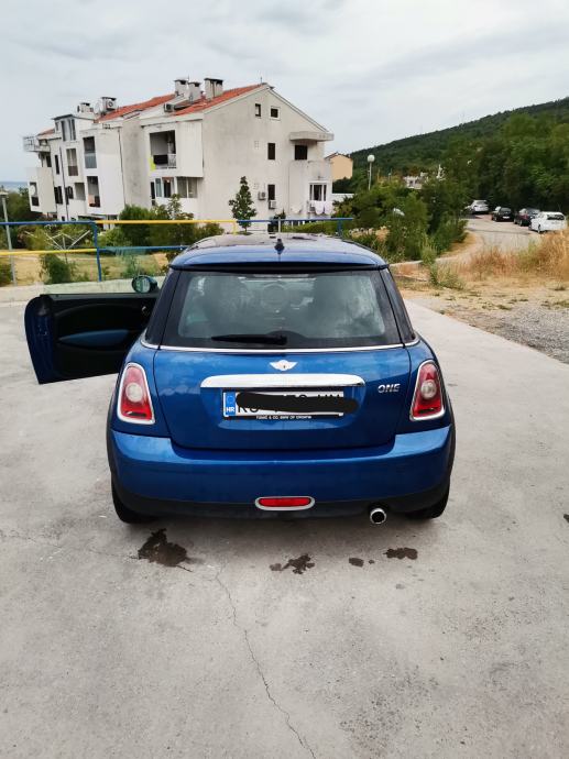 MINI Cooper Mini One, 2007 god.