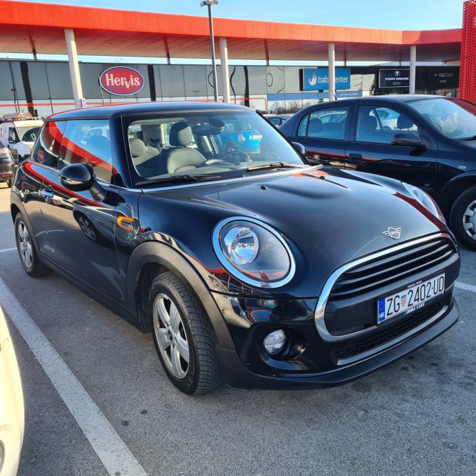 MINI Cooper One D-2018-PDV-PDC-NAVI-DIZEL, 2018 god.