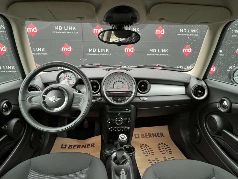 MINI Cooper One D, 2013 god.