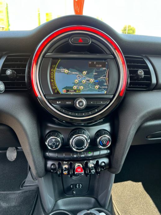 MINI Cooper One D, 2016 god.