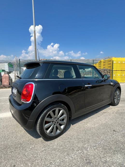 MINI Cooper One D, 2016 god.