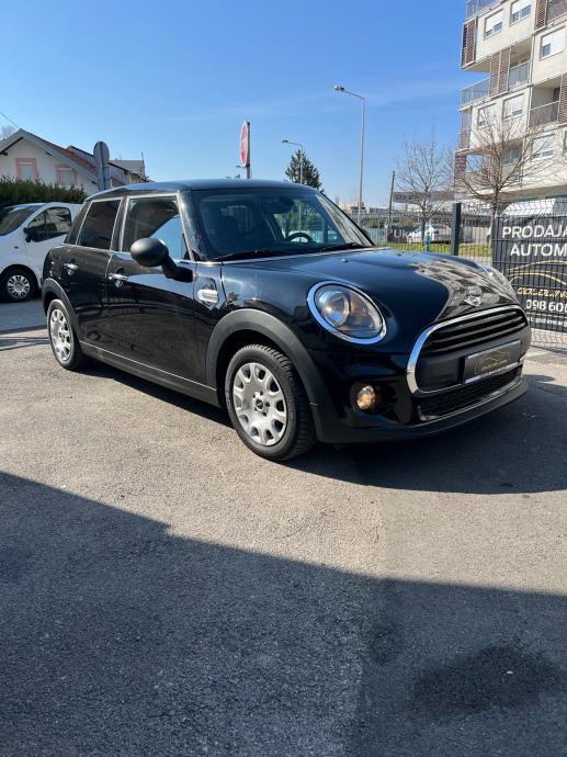 MINI Cooper ONE, 2015 god.