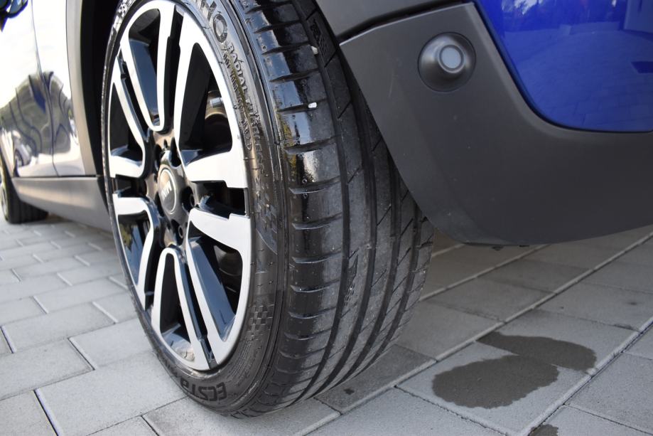 MINI Cooper, paket Chili, full LED, panorama, kao nov!, 2018 god.