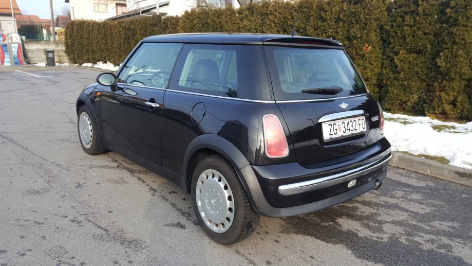 MINI Cooper R50 1.6, 2003 god.