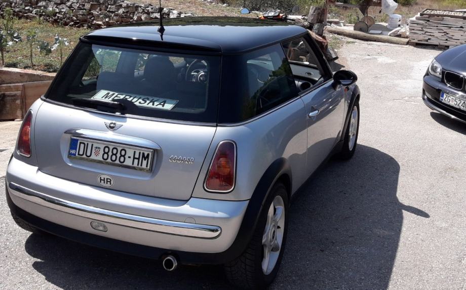 MINI Cooper R50, 2002 god.