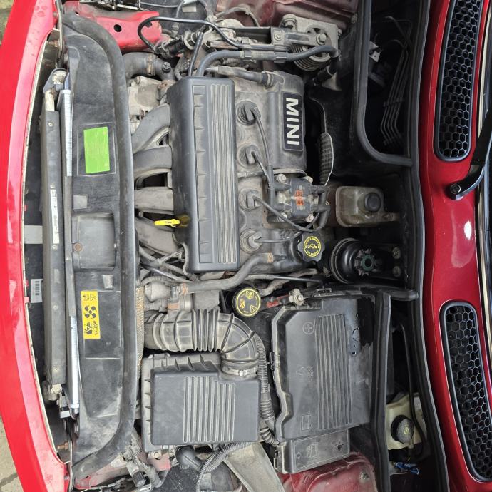MINI Cooper R50, 2002 god.