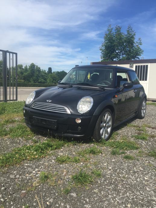 MINI Cooper R50, 2003 god.