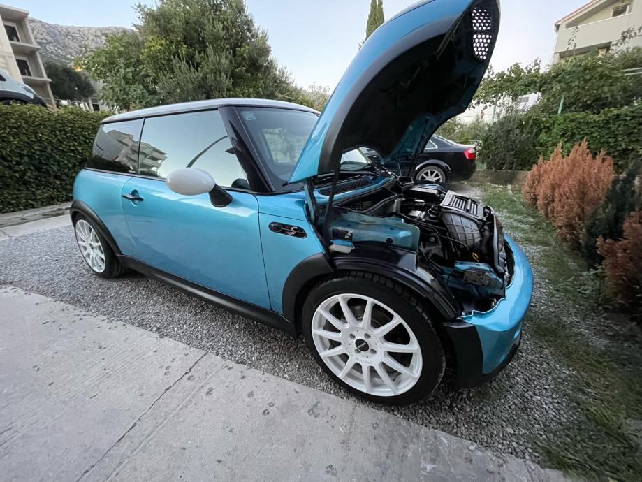 MINI Cooper S R53 HITNO, 2002 god.