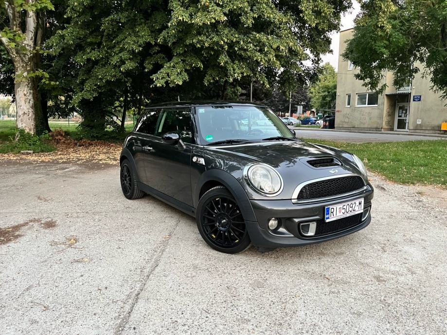 MINI Cooper S, 2010 god.