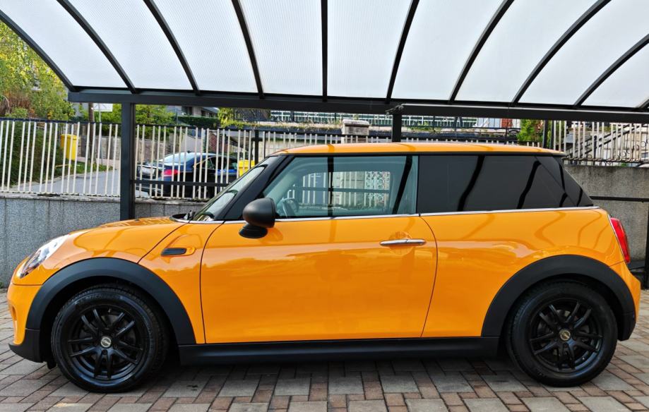 MINI ONE 1.2, 2016. VELIKI EKRAN, ALU, TEMP, IZUZETNO SAČUVAN, ZAMJENA ...