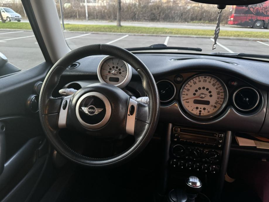 MINI ONE 1.4 D / KLIMA / ODRŽAVAN / PRILIKA / ODLIČAN /, 2005 god.