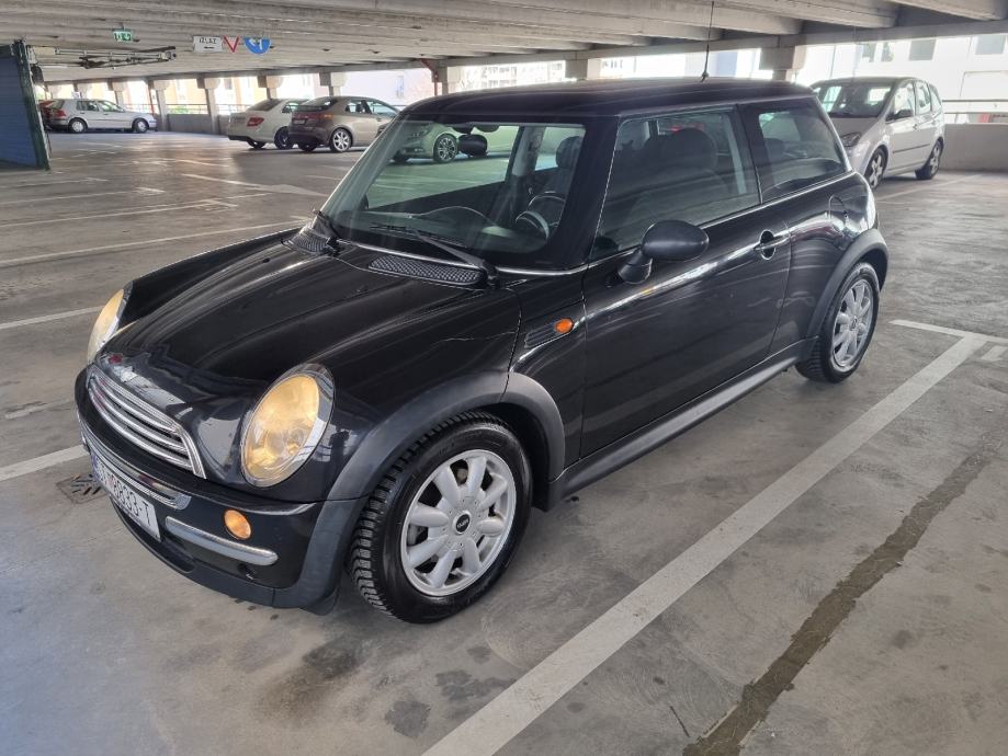 MINI One 1.4 D, 2004 god.