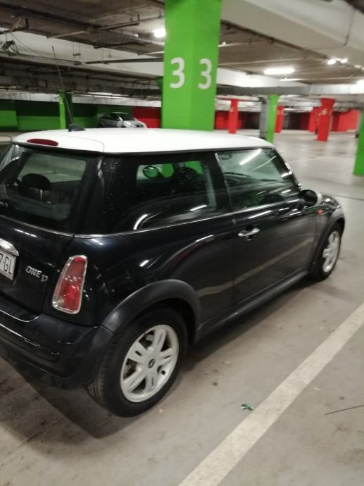 MINI D reg.11/20, 2006 god.