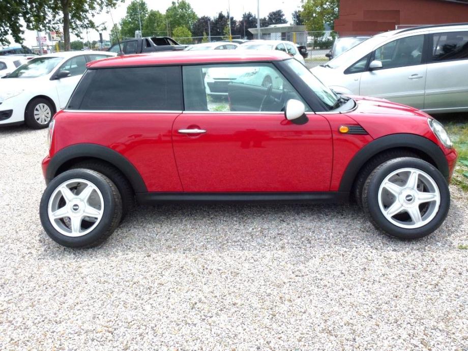 MINI One 1.4, 2009 god.