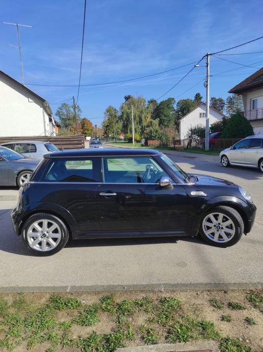 MINI One 1.4, 2009 god.