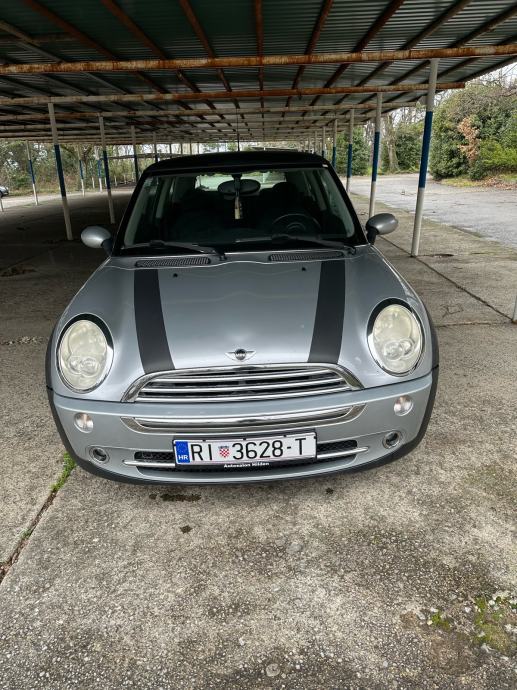 MINI One 1.4, 2006 god.