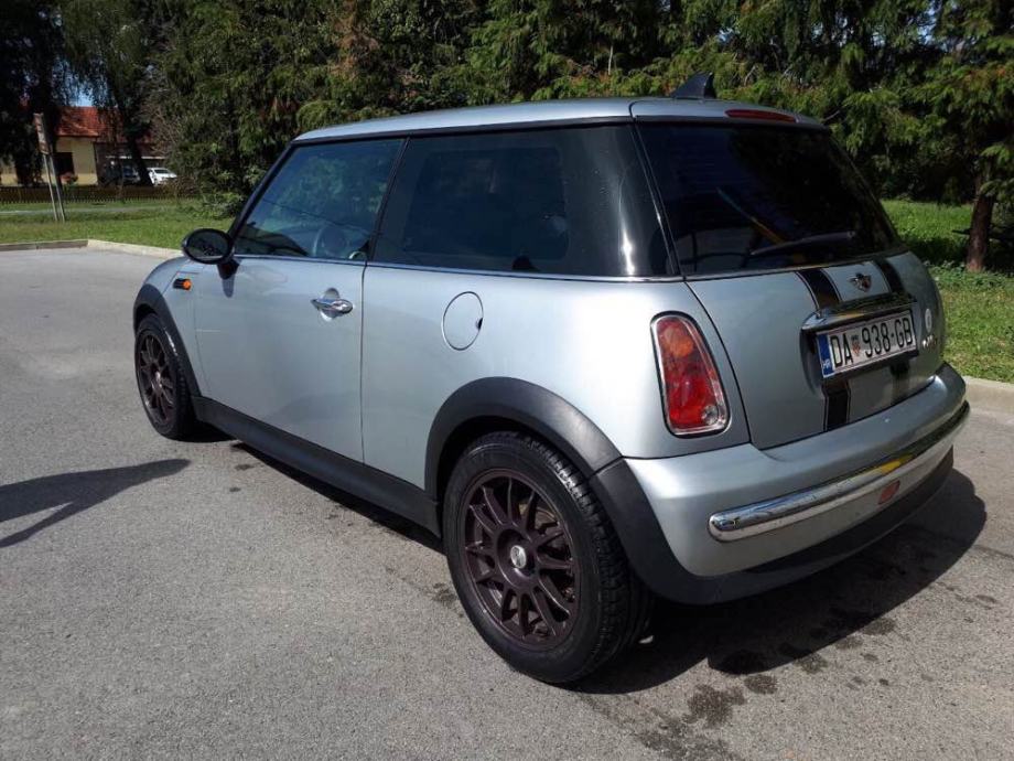 MINI One 1.4d, 2005 god.