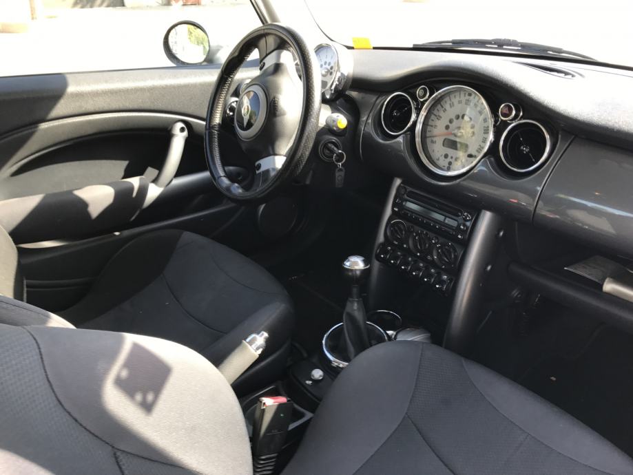 MINI One 1.4d, 2005 god.