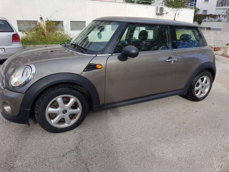 MINI One 1.6 16v, 2012 god.