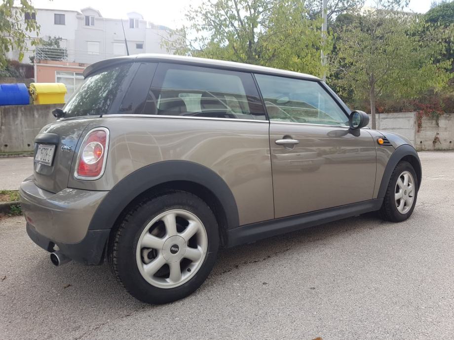 MINI One 1.6 16v, 2012 god.