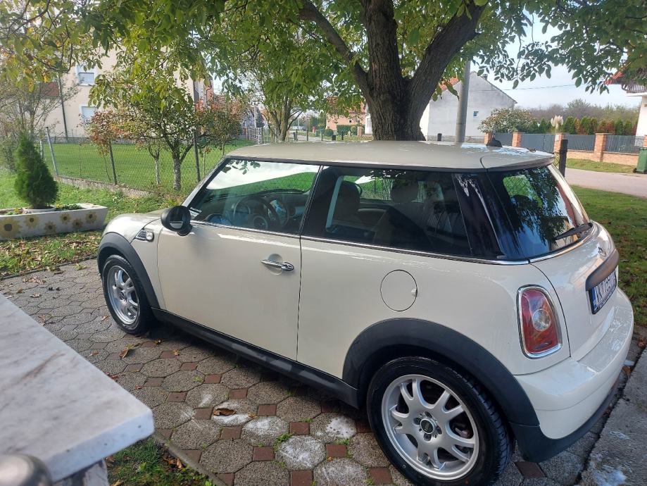 Mini one 1.6 75ks benzin 2010 g. 6000e. reg do 2/2024, 2010 god.