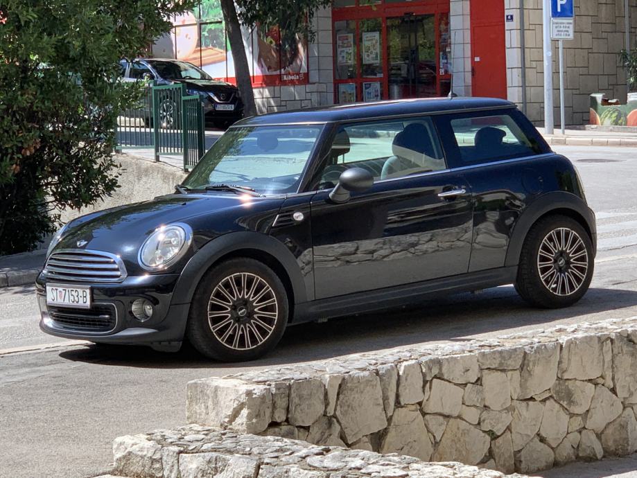 MINI One 1.6, 2012 god.