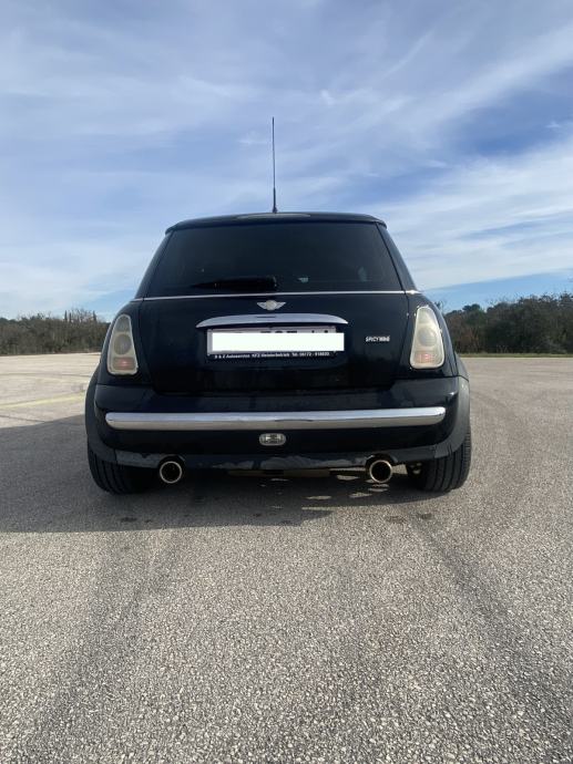 MINI One 1.6, 2004 god.