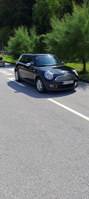 MINI One 1.6 i, 2011 god.