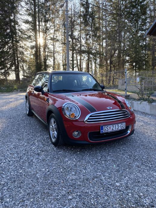 MINI ONE - JEDNISTVEN PRIMJERAK - 127000 TKM, 2012 god.