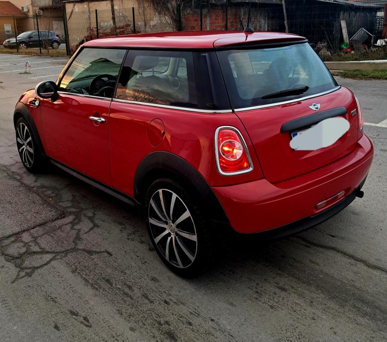 MINI One 1.6, 2011 god.