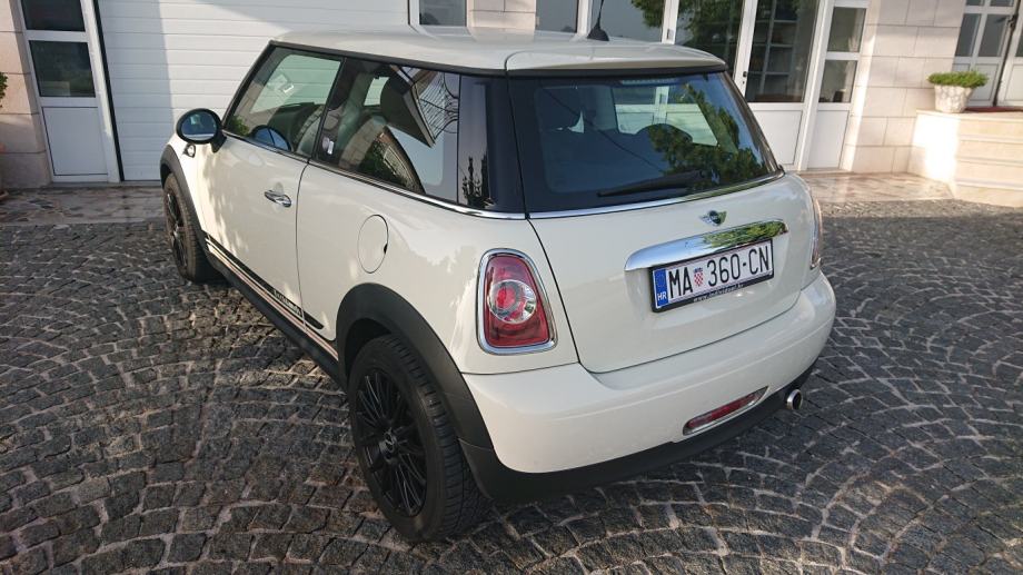 MINI Cooper 16 D, 2012 god.