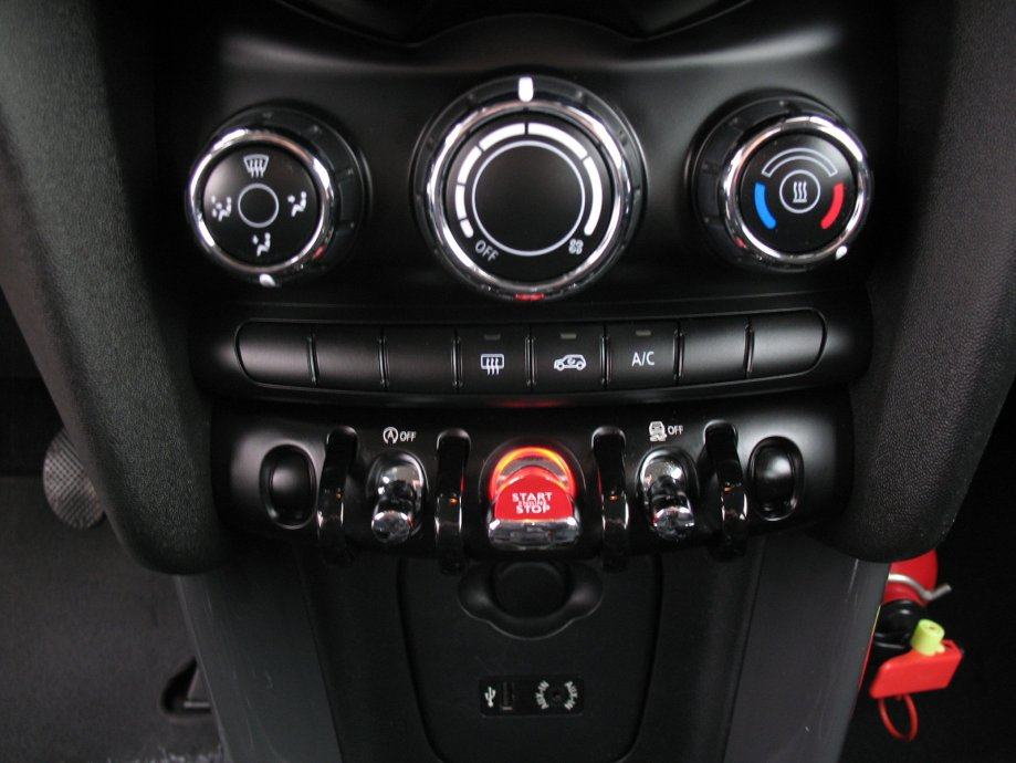 MINI One Black 1.5D Euro 6 ALU NAVI Bluetooth AUX 2016. JAMSTVO 1 GOD ...
