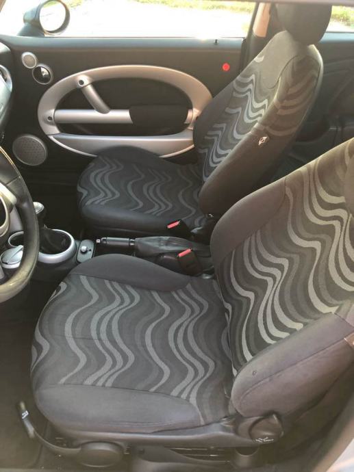 MINI One D, 2003 god.