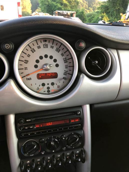 MINI One D, 2003 god.