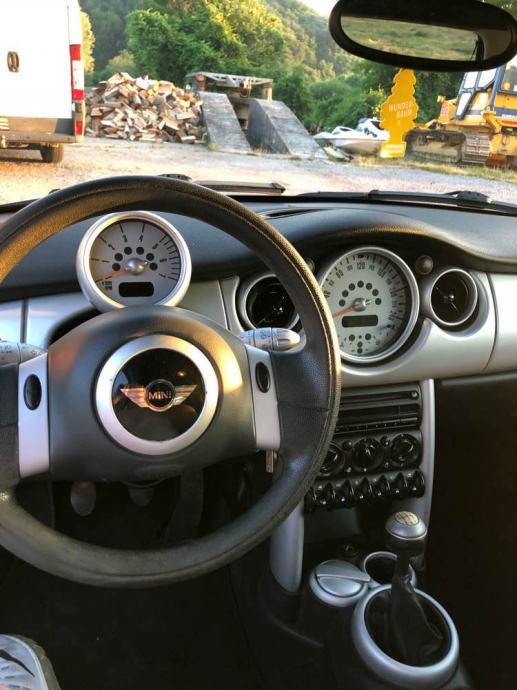 MINI One D, 2003 god.