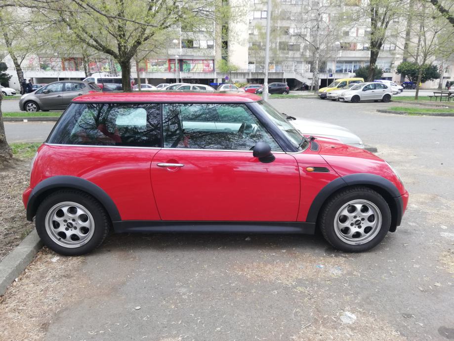 MINI One D, 2005 god.