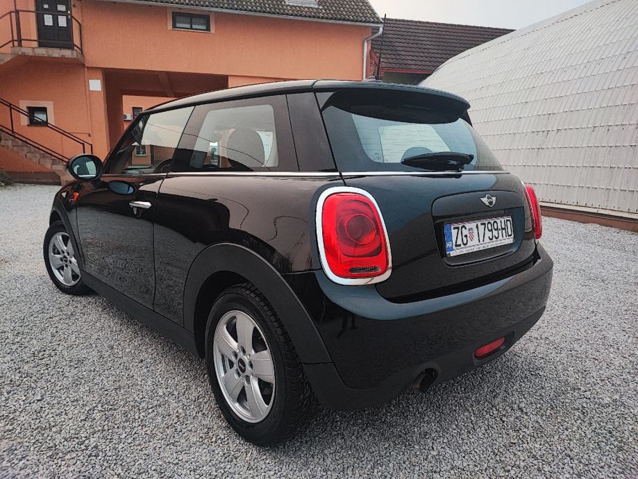 MINI One Diesel F56, 2016 god.