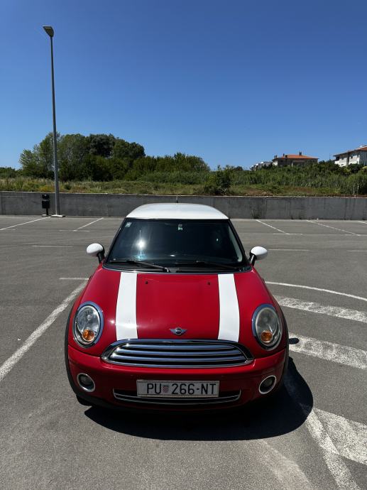 MINI One M1, 2010 god.