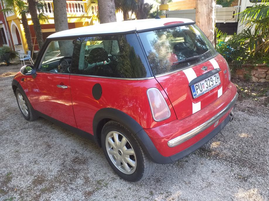 MINI One Mini cuper one, 2002 god.