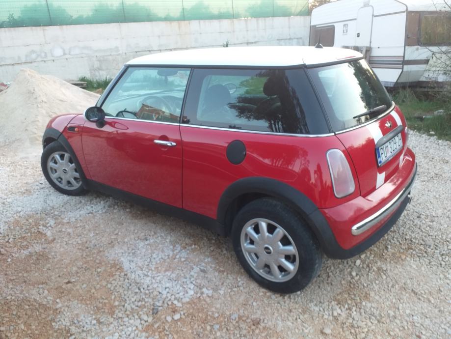 MINI One Mini cuper one, 2002 god.