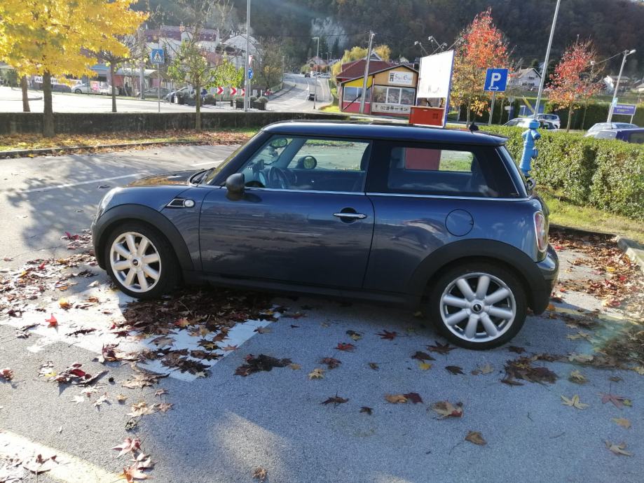 MINI One ONE, 2009 god.