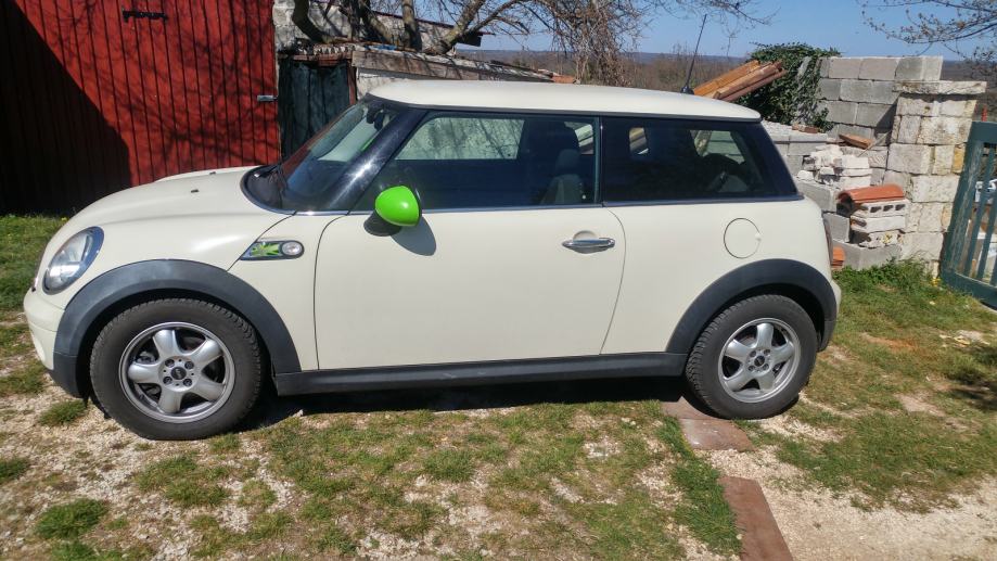 MINI One One, 2009 god.