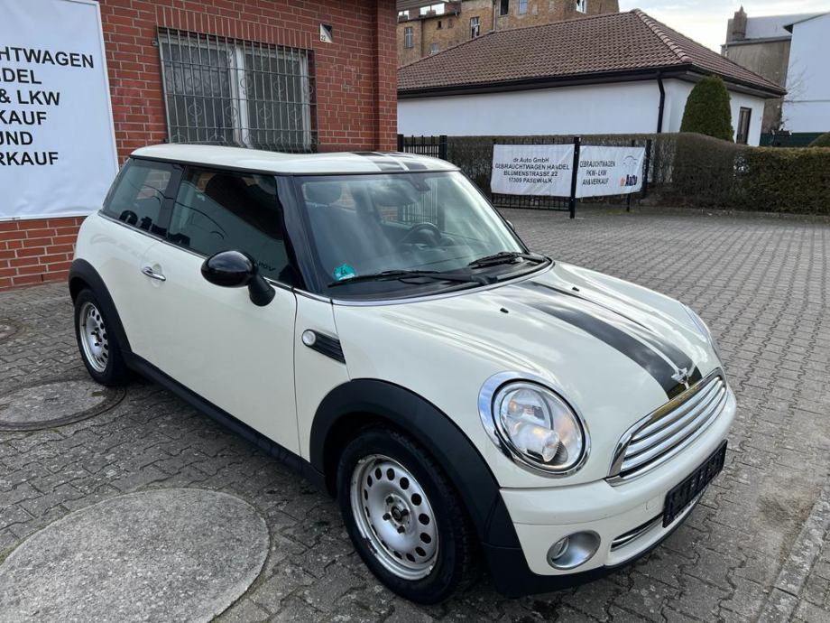 MINI One One, 2010 god.